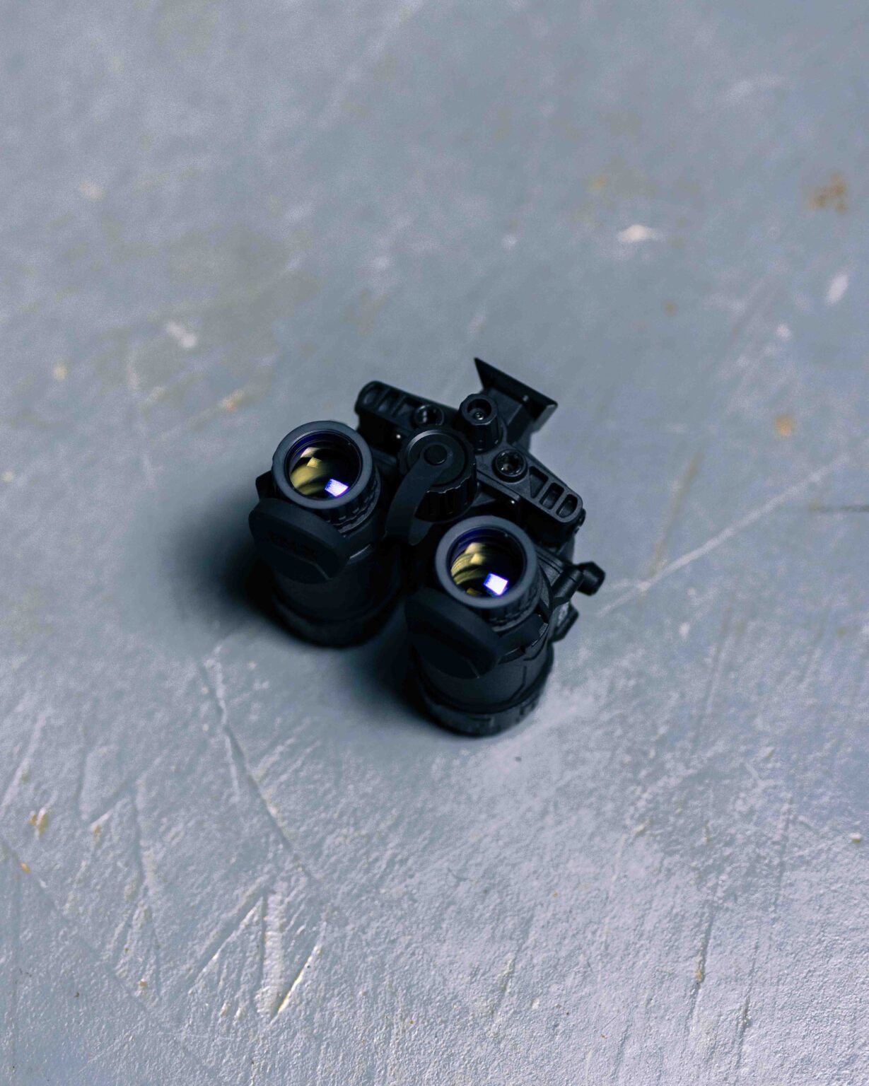 Rix RNV-31 Night Vision Binoculars - Arkayne